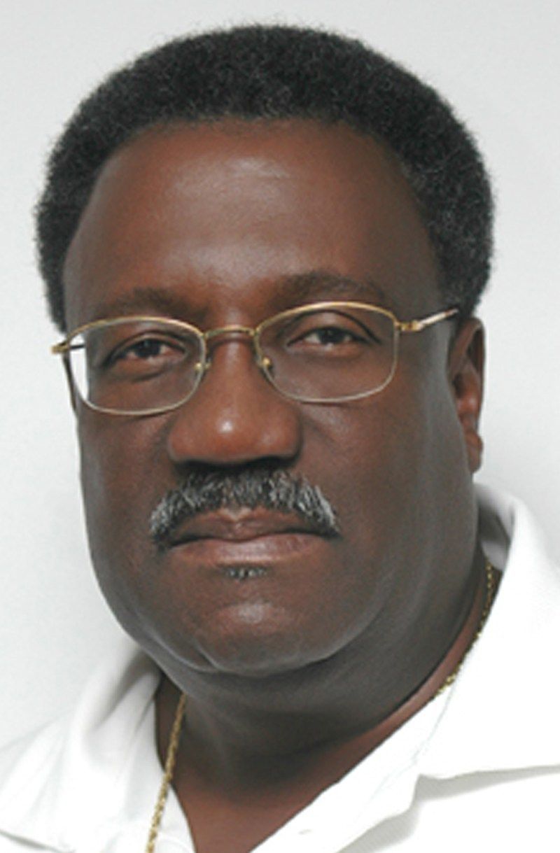 Clive Lloyd Biography, Achievements, Career Info, Records & Stats ...