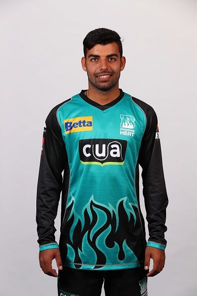 Shadab Khan Biography, Achievements, Career Info, Records & Stats ...