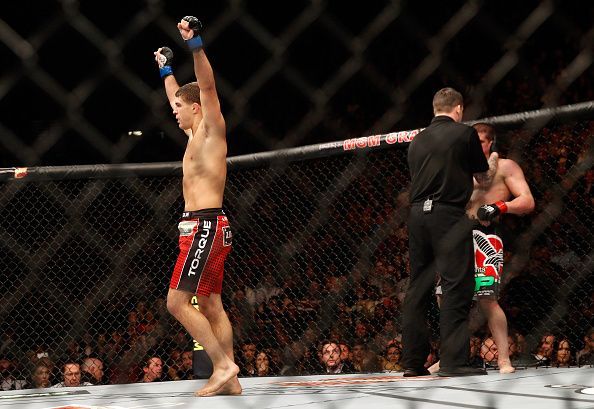 UFC News: Lightweight Fighter jumps up the rankings