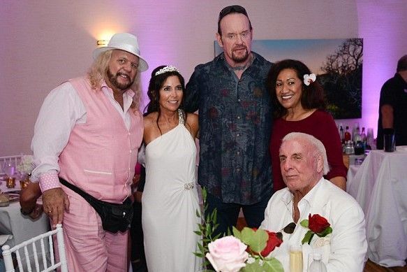 10 WWE Superstars who have married three times or more