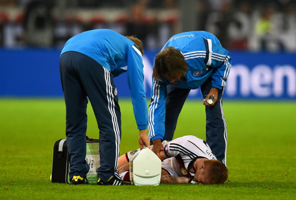 Video: Marco Reus injures ankle again in Germany's 2-1 win over Scotland