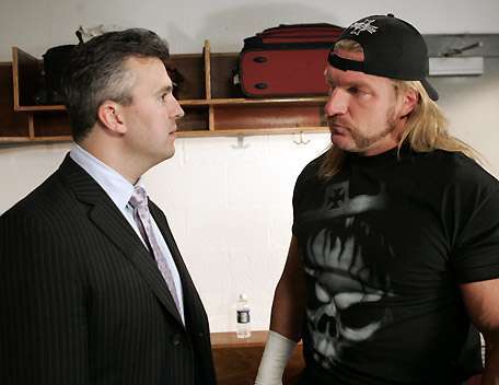 5 angles for Shane McMahon-Triple H power struggle