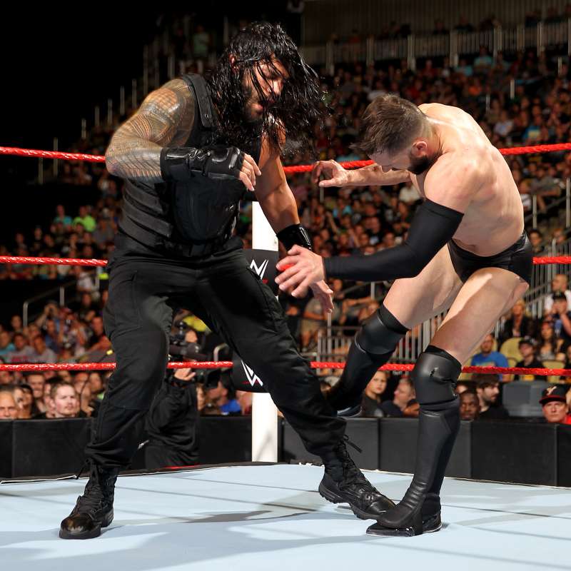 Roman Reigns Vs Finn Bálor Photos